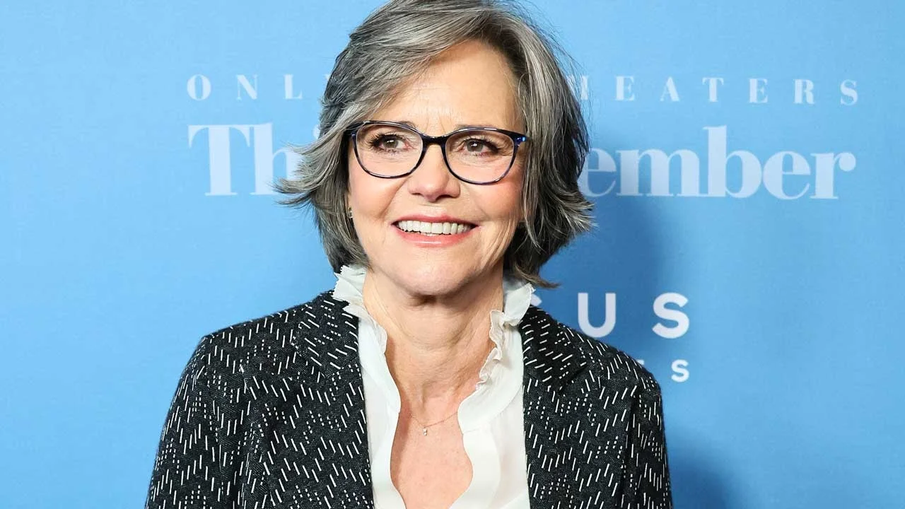 Sally Field to Be Honored with the SAG Life Achievement Award - The ...